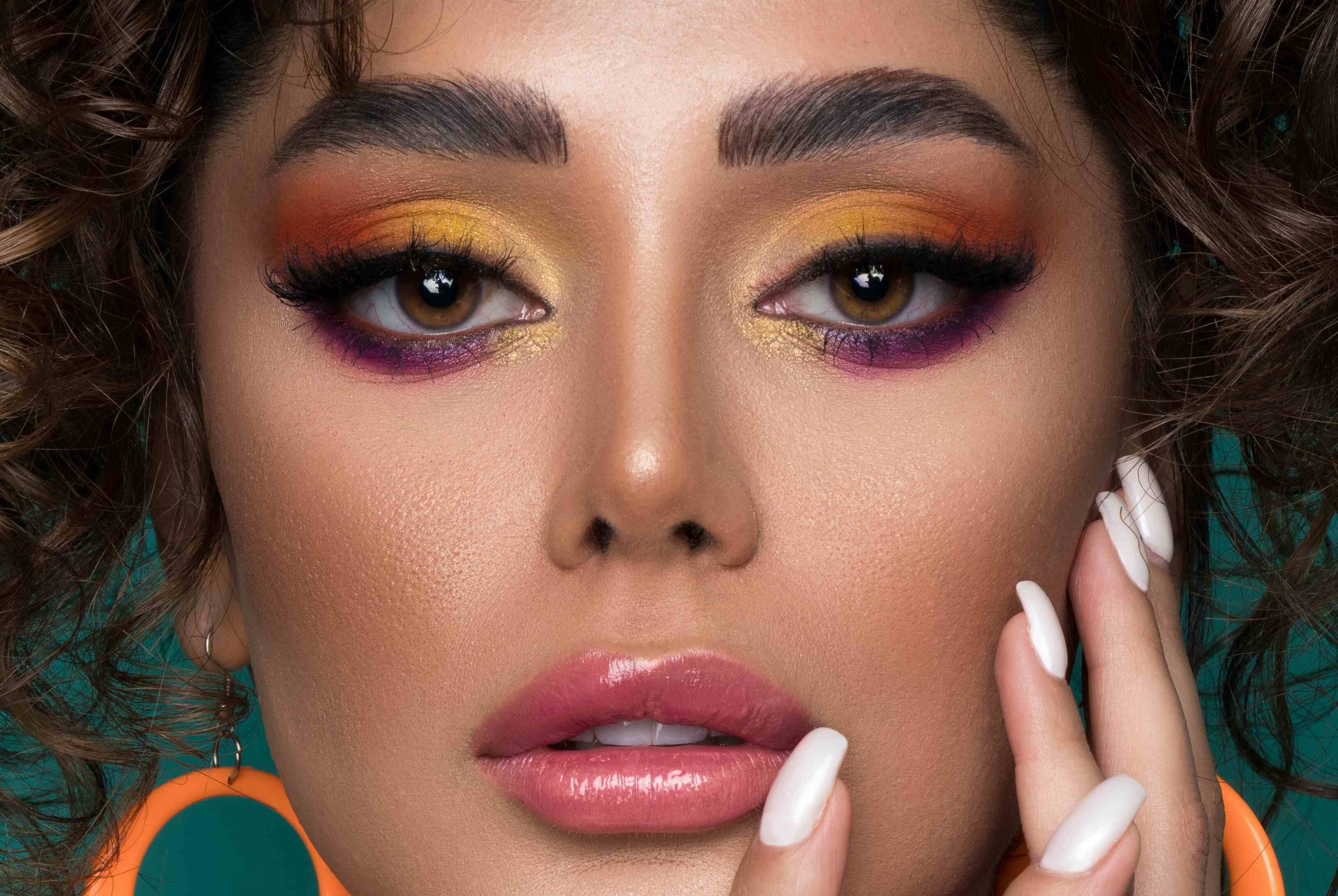 Your Guide to Choosing the Right Foundation Shade and Formula – Essentials.lk